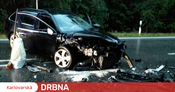 Dopravní nehoda dvou aut zastavila provoz na hraničím přechodu Svatý Kříž